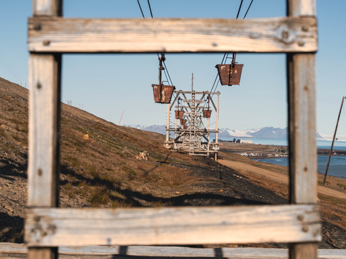 Sailing Expeditions in the Arctic